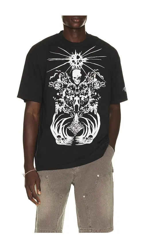REVENGE X Death Note Shrine Tee In . Also - Black