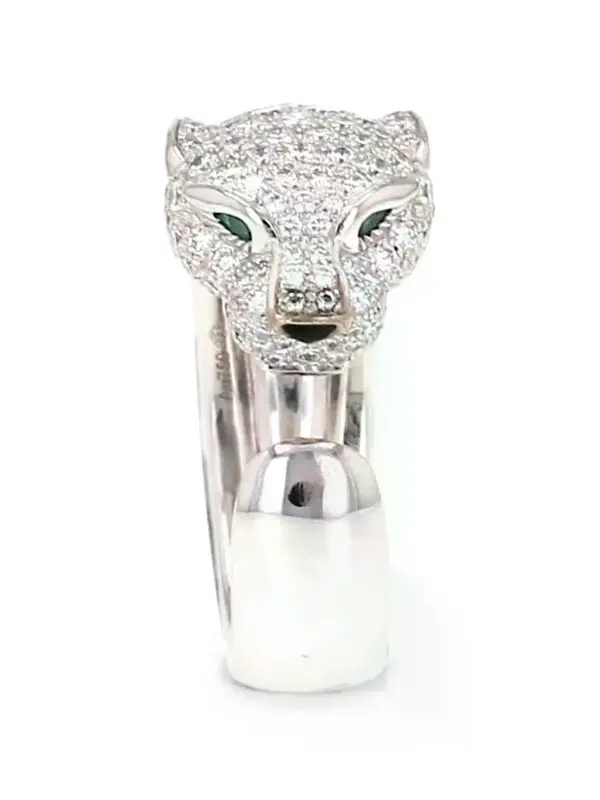 Cartier 2020s Panthère Diamond And Emerald Ring - Silver