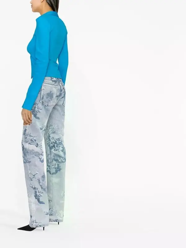 Off-White Sleek Long-sleeved Shirt