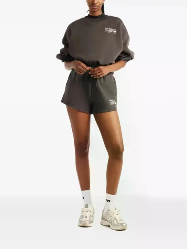 NEW BALANCE Trackside Fleece Crew Sweatshirt - Grey