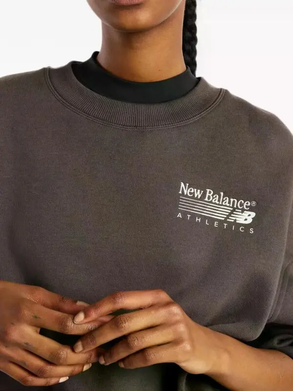 NEW BALANCE Trackside Fleece Crew Sweatshirt - Grey