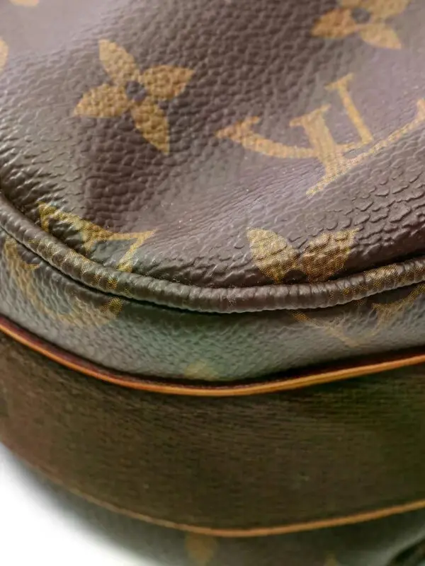 LOUIS VUITTON Monogram Beaubourg Messenger Bag