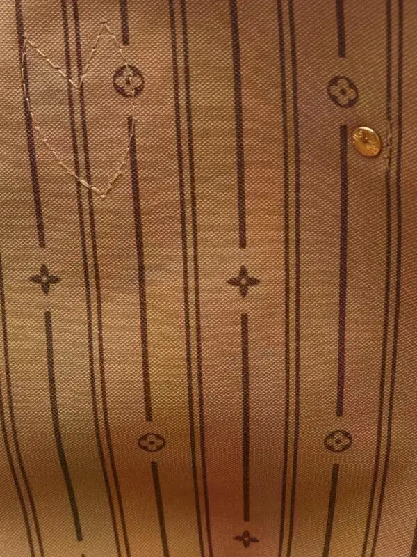 LOUIS VUITTON 2008 Neverfull Mm Monogram Tote Bag