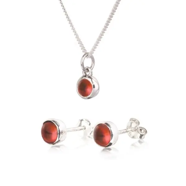 THE JEWELLERY STORE LONDON Red / Silver January Birthstone Jewellery Set In Sterling Silver Garnet - Red/silver