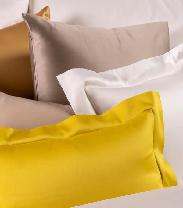 CELSO DE LEMOS Egyptian Cotton Secret King Fitted Sheet