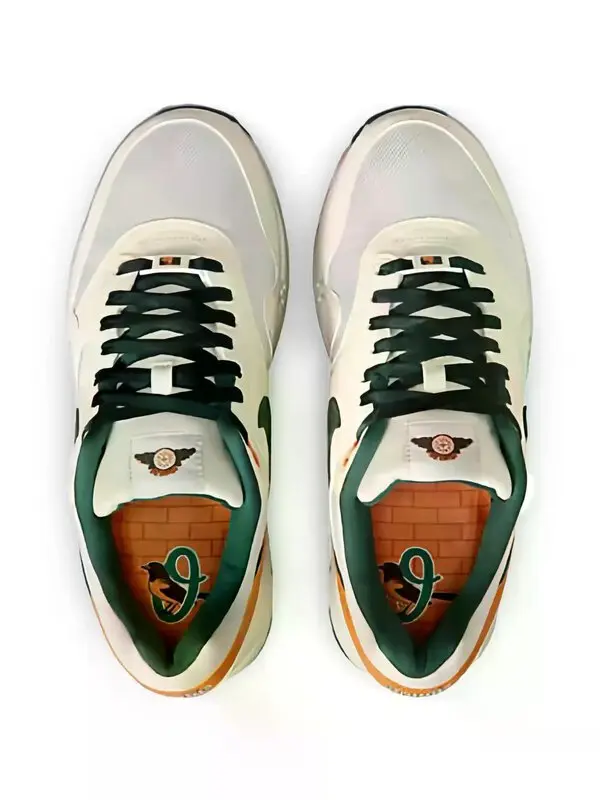 Nike Air Max 1 Sneakers