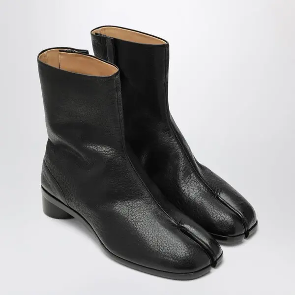 MAISON MARGIELA Tabi Leather Ankle Boots