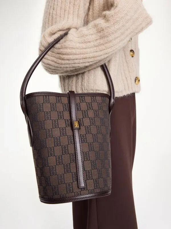 BY MALENE BIRGER Marylle Bucket Bag - Bison