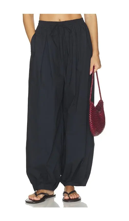 LOVERS AND FRIENDS Eliana Pant In . Also - Black