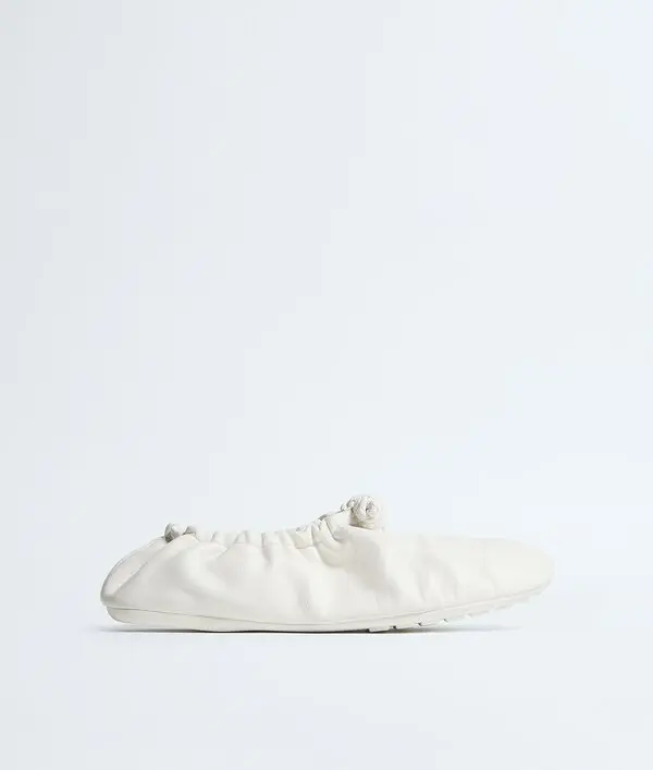 Bottega Veneta Fantasmina Ballerina - Alabaster