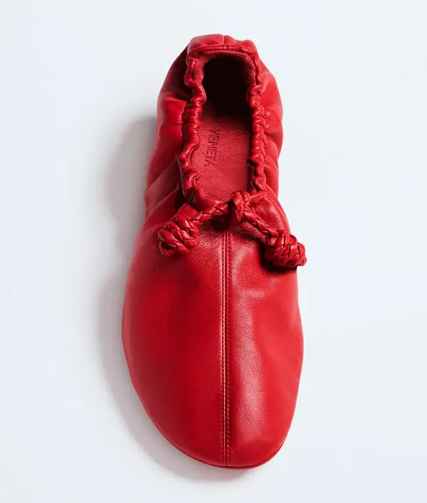 Bottega Veneta Fantasmina Ballerina - Cardinal