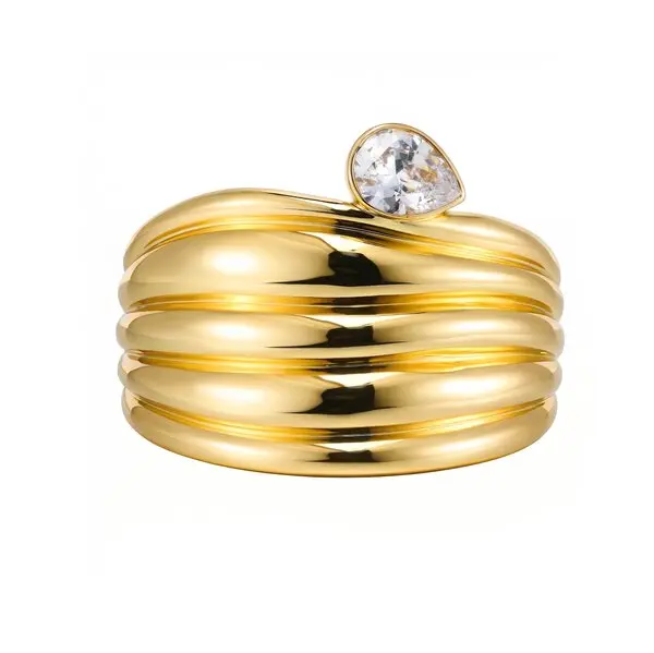 ZEPPLIN THE LABEL Hera Cuff - Gold