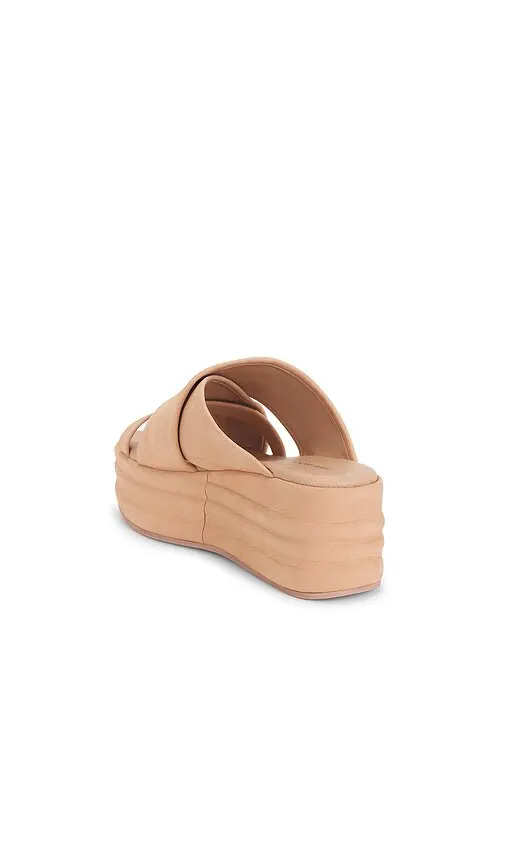 Free People Wanderbay Flatform Sandal - Rose