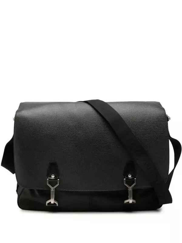 LOUIS VUITTON 2001 Taiga Dersou Crossbody Bag - Black