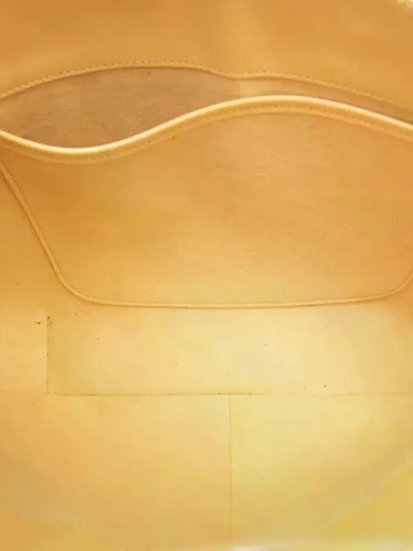 LOUIS VUITTON 2001 Epi Reverie Shoulder Bag - Neutrals