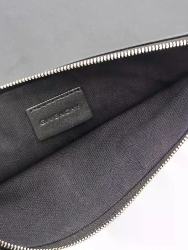 Givenchy 2015 Leather I Feel Love Clutch Bag - Black