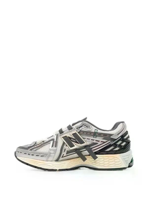 NEW BALANCE 1906a Sneakers
