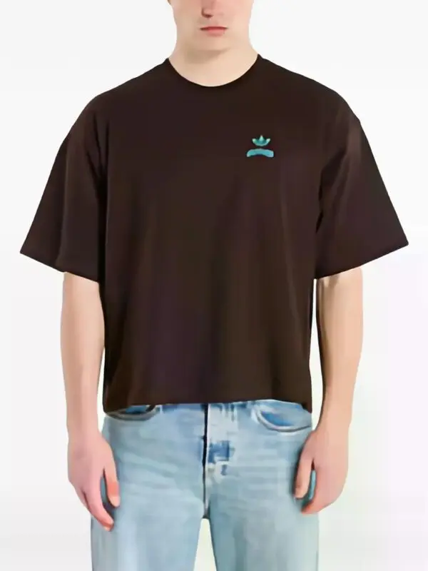 Adidas Pixelated-graphic T-shirt - Brown