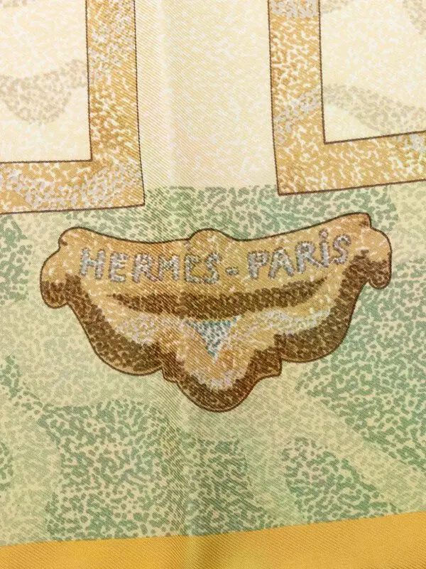 Hermès 1992 Peintre Du Cheval Silk Scarf 90 Scarves - Neutrals