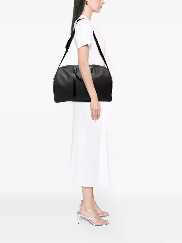 LOUIS VUITTON Taiga Kendall Gm Travel Bag