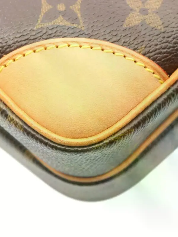 LOUIS VUITTON 2005 Monogram Amazone Crossbody Bag - Brown