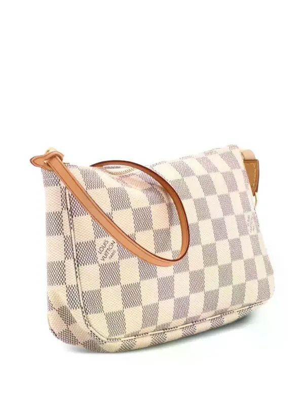 LOUIS VUITTON Pochette Accessoires Damier Clutch Bag