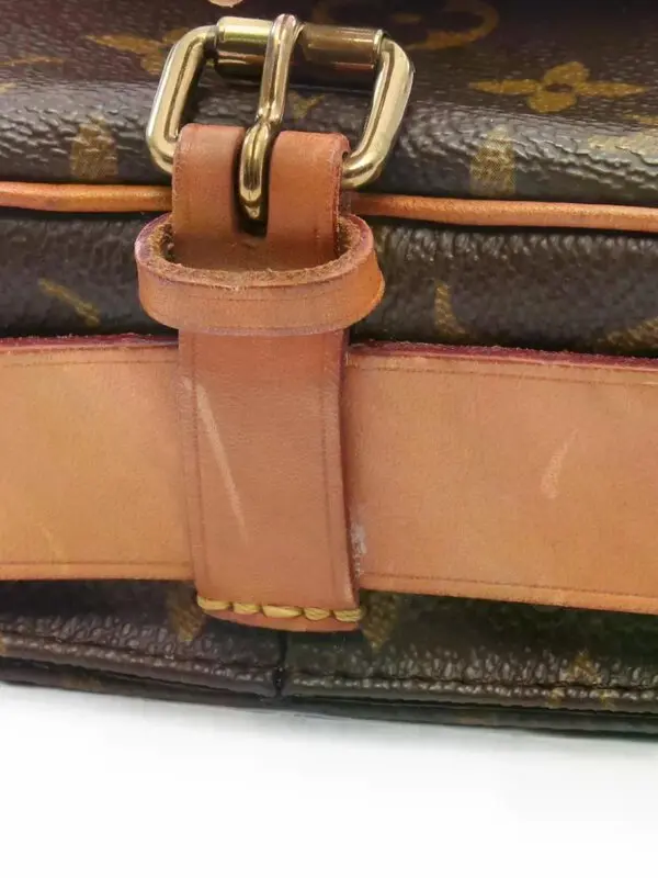 LOUIS VUITTON Monogram Shoulder Bag