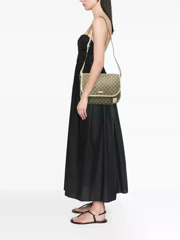 Gucci Gg Supreme Crossbody Bag