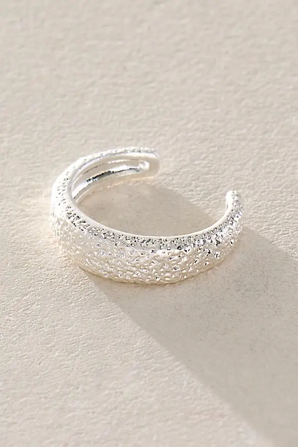 Free People Textured Toe Ring - Sandy Silver