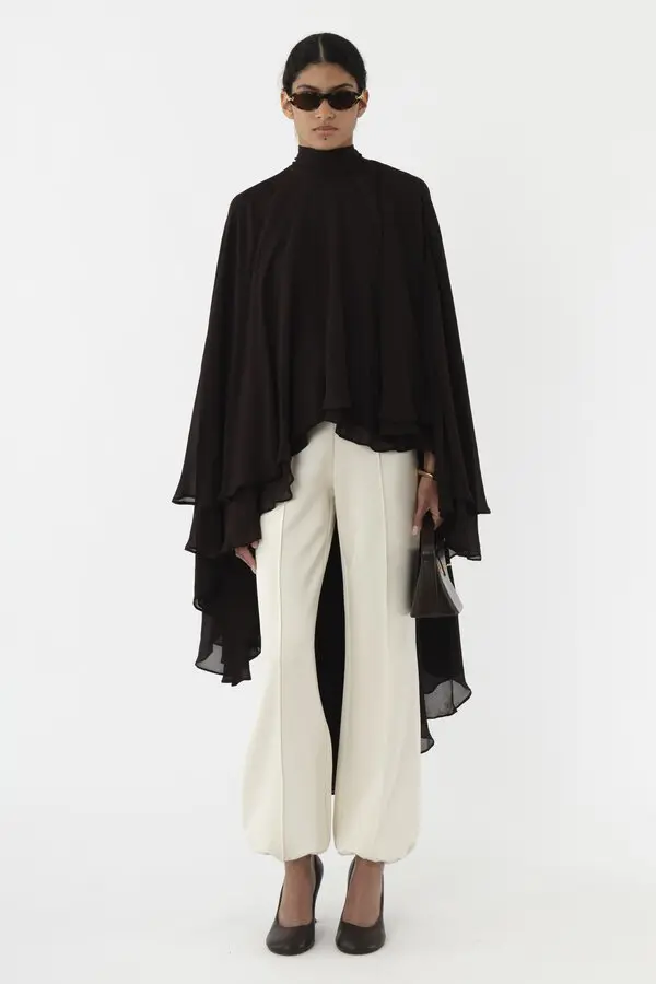 Arakii Flowy Maxi Cape