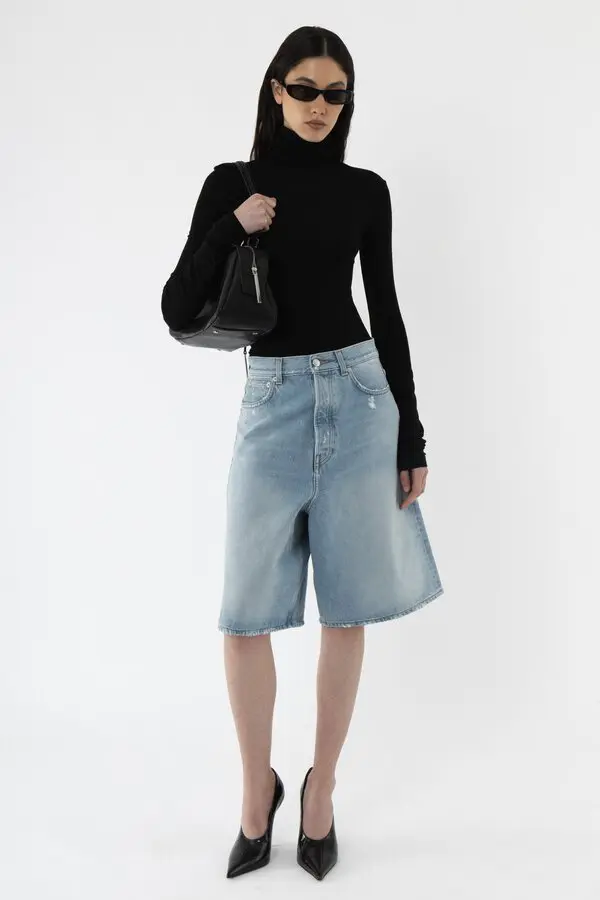 Arakii Oversized Bermuda Light Wash Shorts - Light Blue Wash