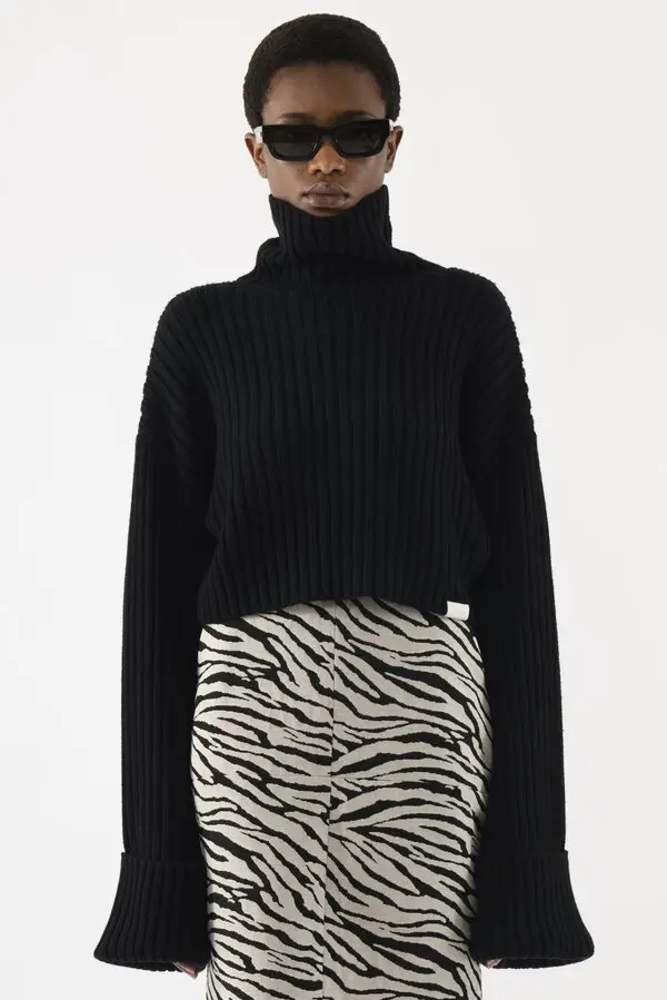 Arakii Knitted Cropped Polo - Black