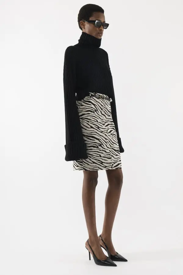 Arakii Knitted Cropped Polo