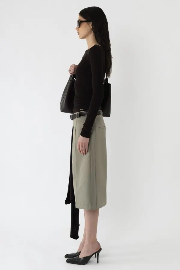 Arakii Bermuda Barrel Shorts