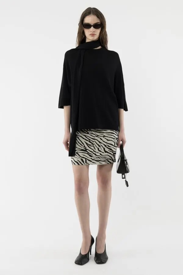 Arakii Relaxed T-shirt - Black