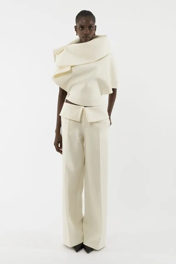 Arakii Structured Top