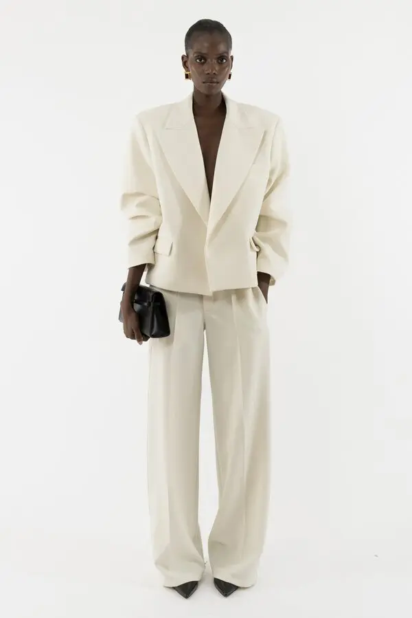 Arakii Point Blazer - Off-white