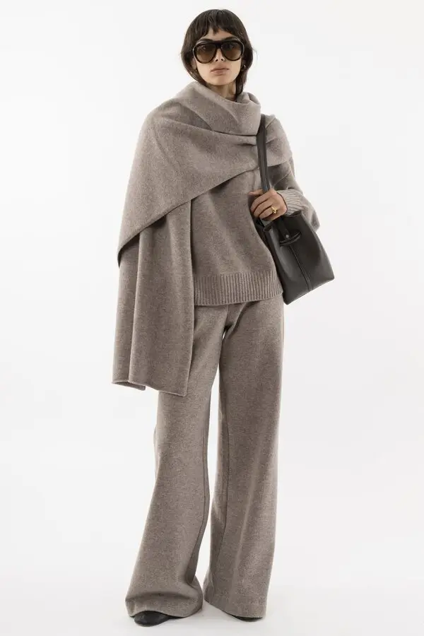 Arakii Knitted Sweater