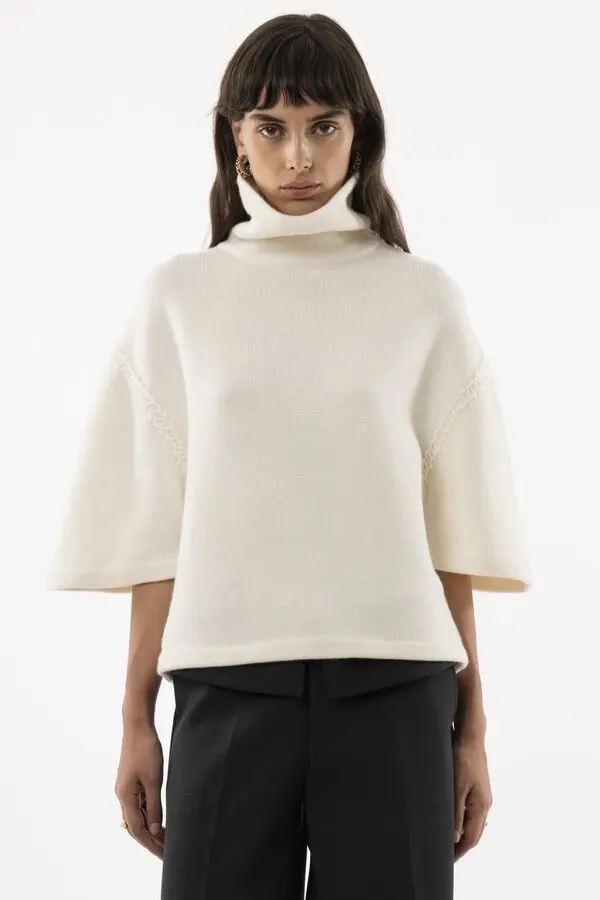 Arakii Knitted Turtleneck T-shirt