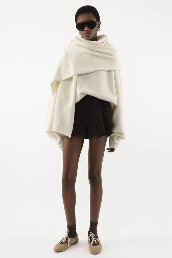 Arakii Knitted Scarf