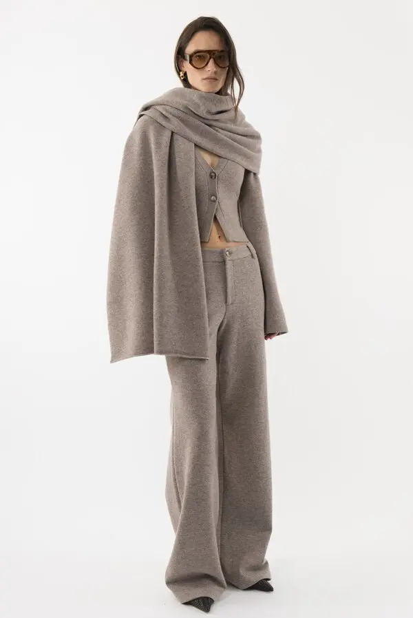 Arakii Knitted Scarf