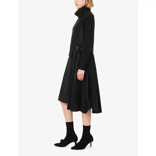 Sacai Sleeveless Wool-blend And Nylon Contrast Vest