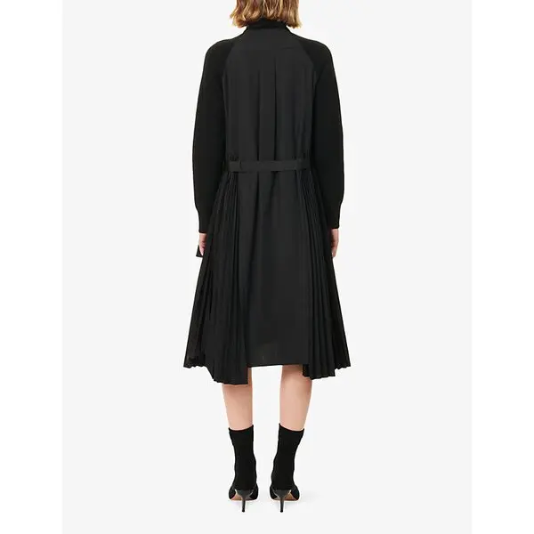 Sacai Sleeveless Wool-blend And Nylon Contrast Vest