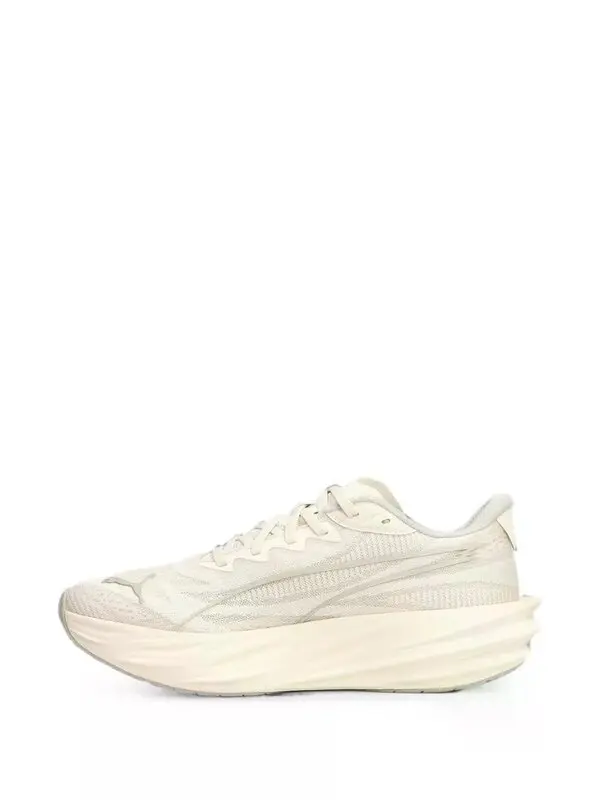 PUMA Deviate Pure Nitro Sneakers