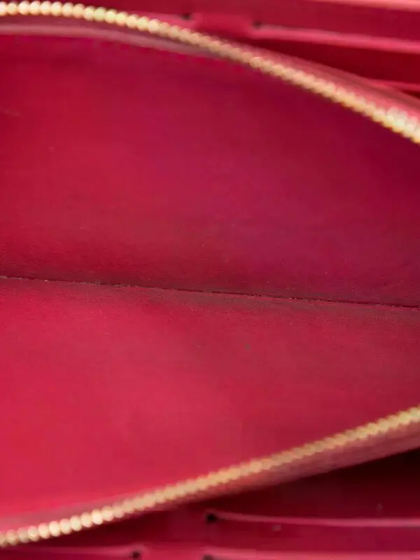 LOUIS VUITTON 2019 Taurillon Capucines Wallet Long Wallets
