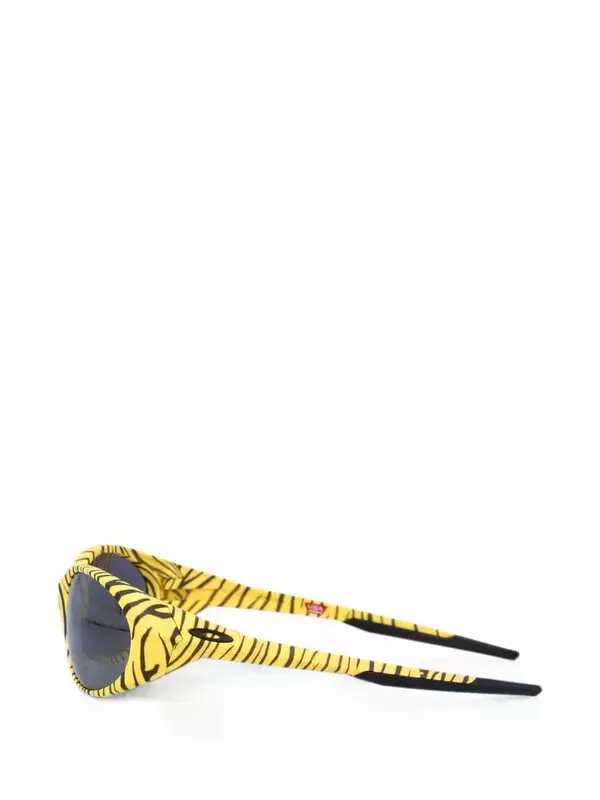 Oakley Tiger-print Oval-frame Sunglasses