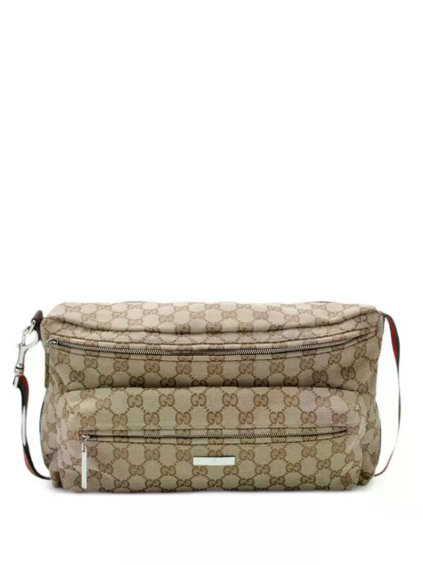 Gucci Medium Tag Gg Supreme Messenger Bag - Neutrals