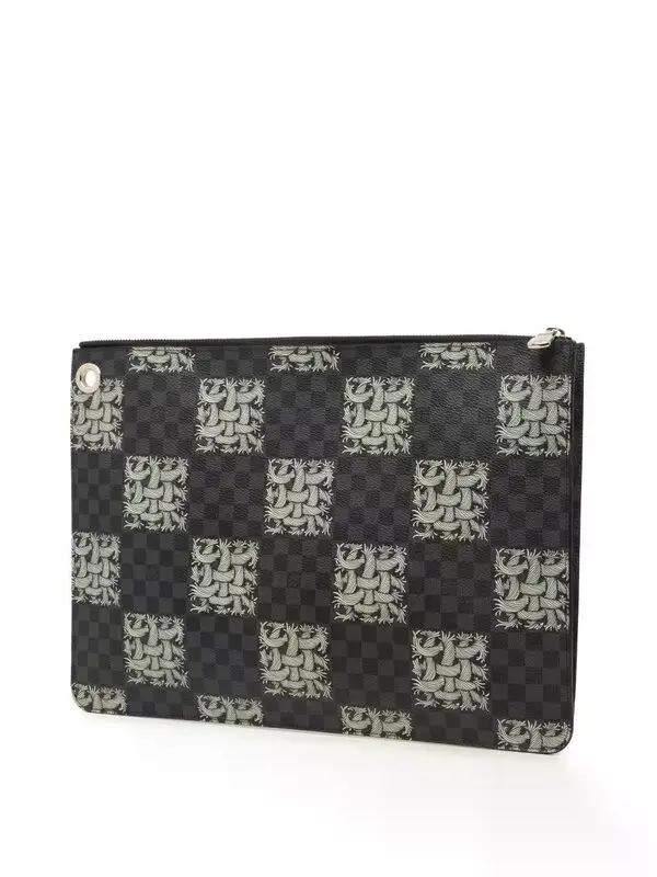 LOUIS VUITTON Pochette Voyage Gm Clutch Bag - Black