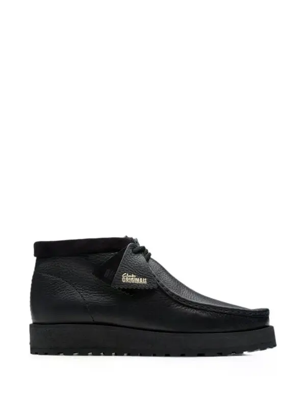 Clarks Wallabee Scout Leather Desert Boots - Black