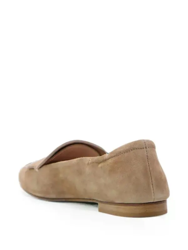 NOTABENE Pointed-toe Loafers - Neutrals